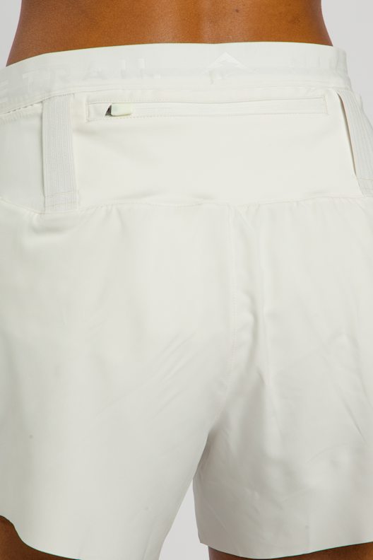 Nike Trail Dri-FIT Damen Short in offwhite kaufen | ochsnersport.ch