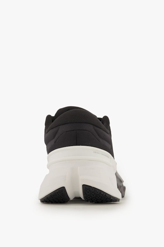 Compra Cloudflyer 5 scarpe da corsa donna ON in nero-bianco ...