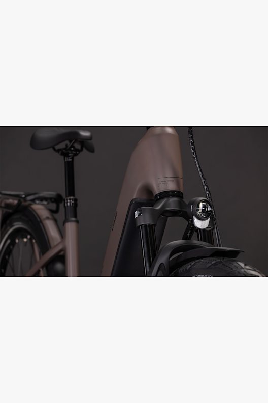 Compra Kathmandu Hybrid EXC 800 Easy Entry 28 e-bike CUBE in grigio | ochsnersport.ch